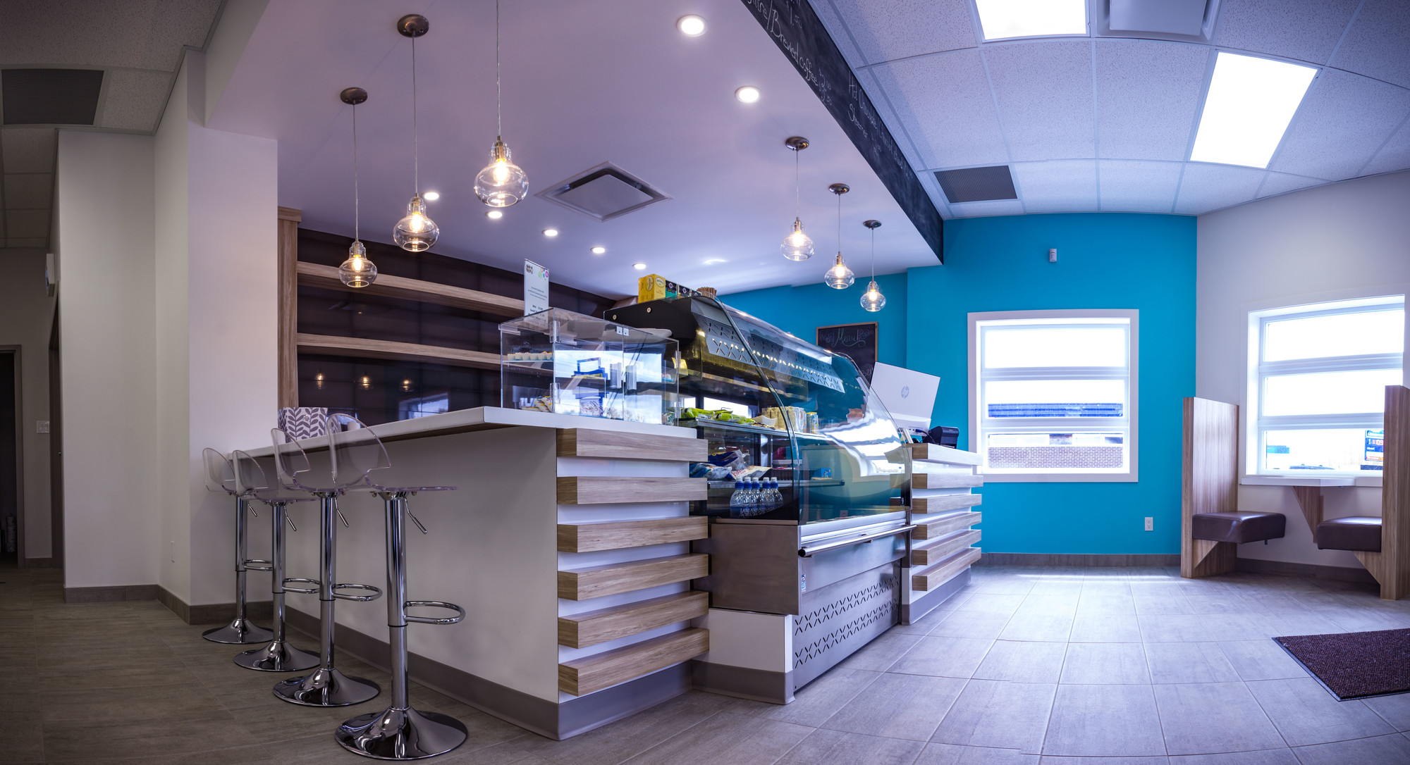 Chaleur Veterinary Hospital | Projects | CLADinc.